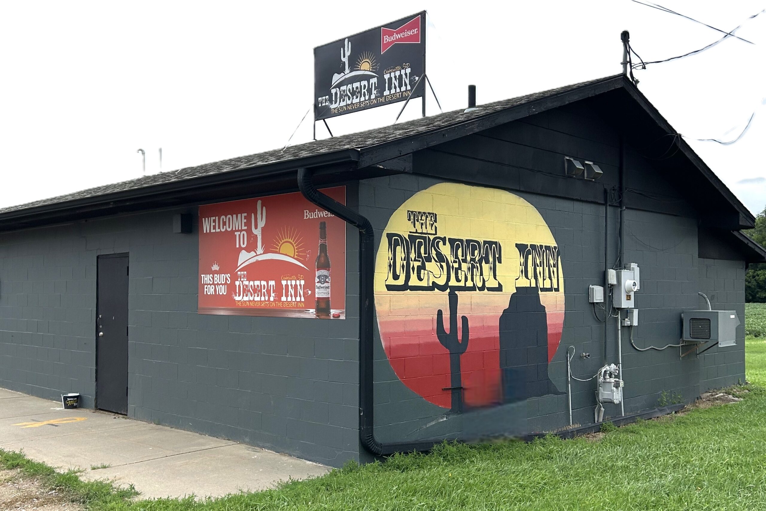 The Desert Inn - Bender Commercial